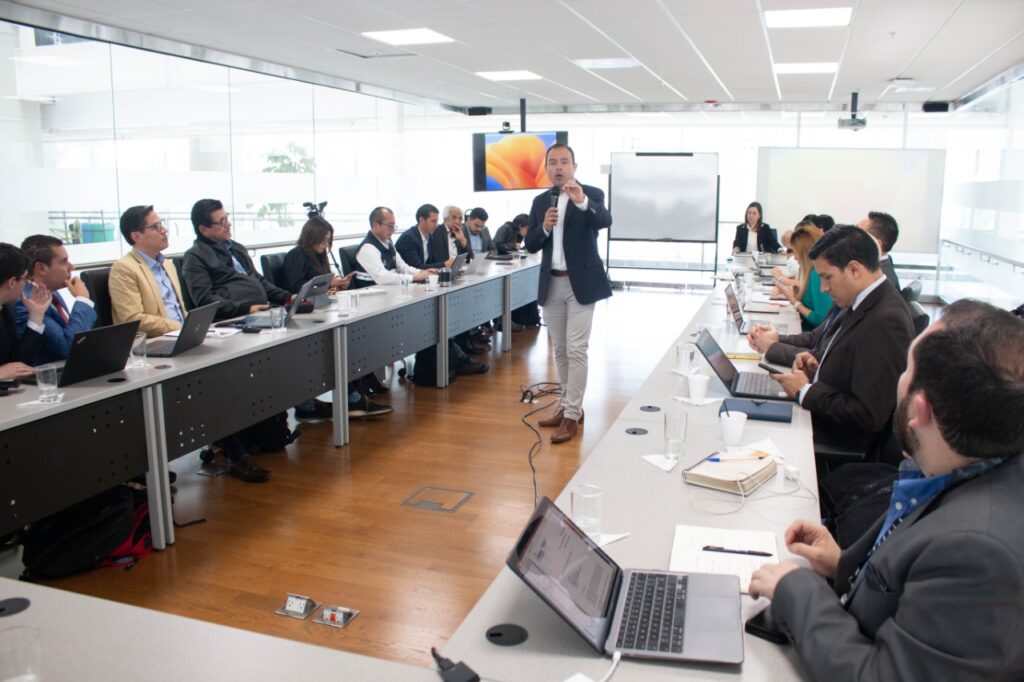 Mesa Productiva de Agencias de Control y Competitividad presenta ...